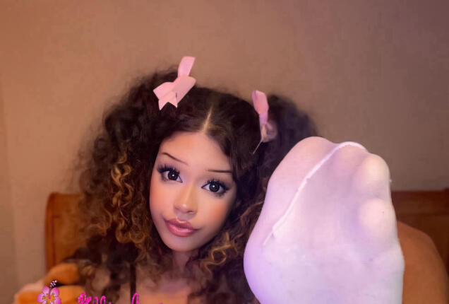 Pixel pumper 🫵😂 - sillydoll Official Photos | LoyalFans