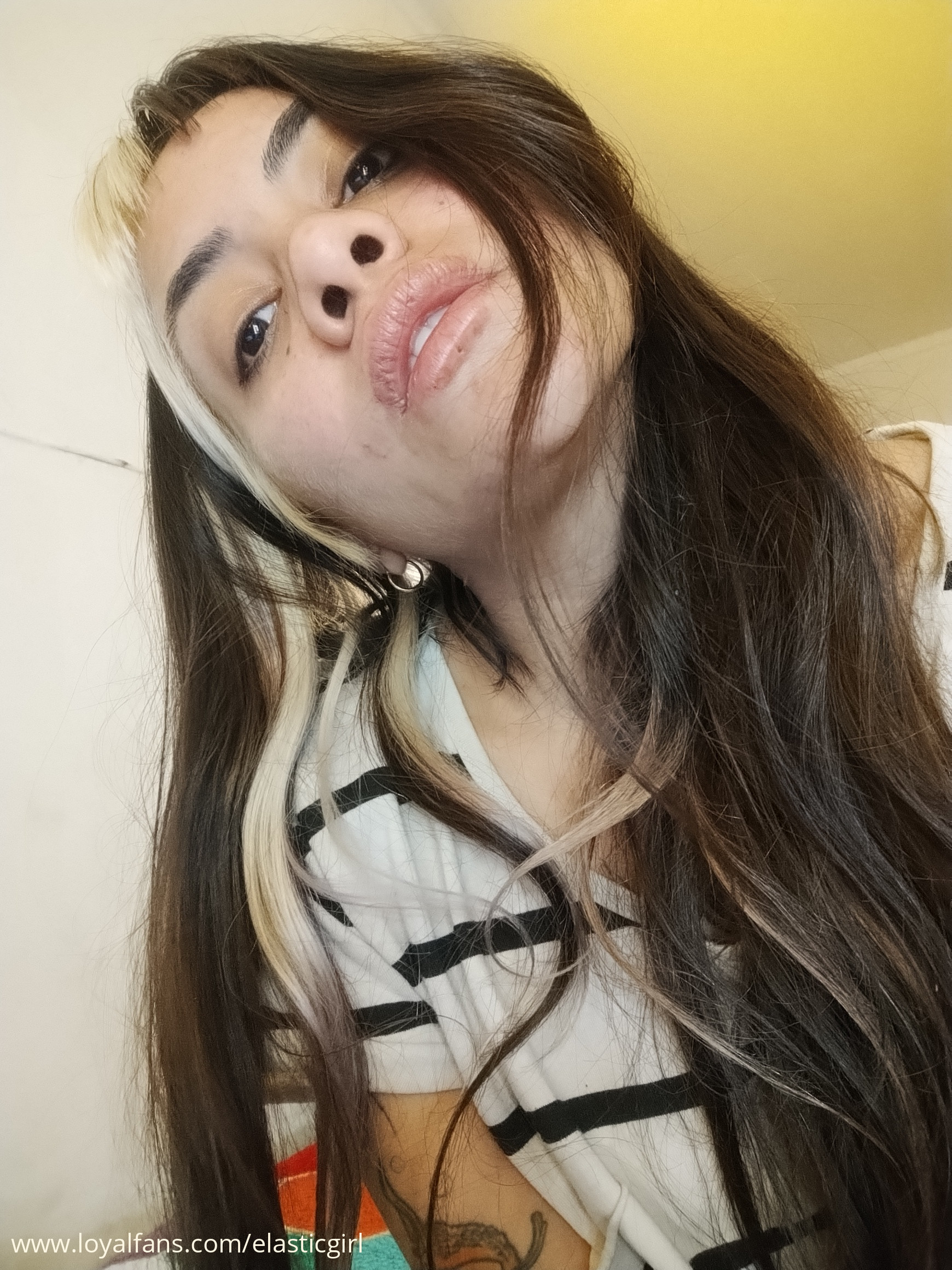 Elasticgirl’s Official Social Fan Page | LoyalFans