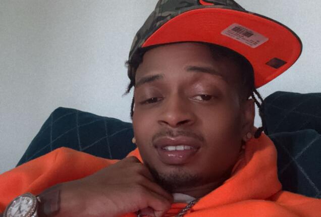 I almost get caught in public jacking my big dick off 😅 - Yeahitsrell1 ...