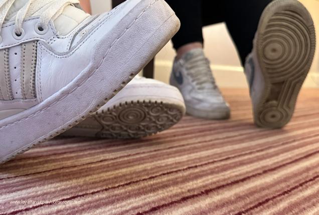 Mistress Lilith First Heel Trampling (With stomps, full weight jumps ...