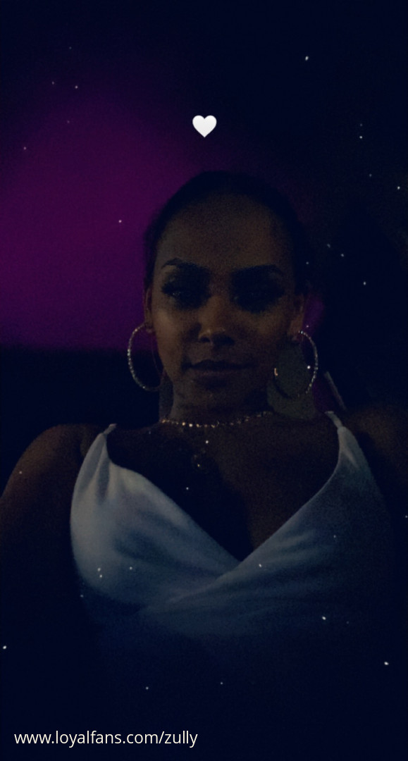 Zully’s Official Social Fan Page | LoyalFans