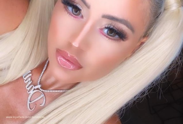 Happy Friday!! - Princess Danii Official Photos | www.Loyalfans.com