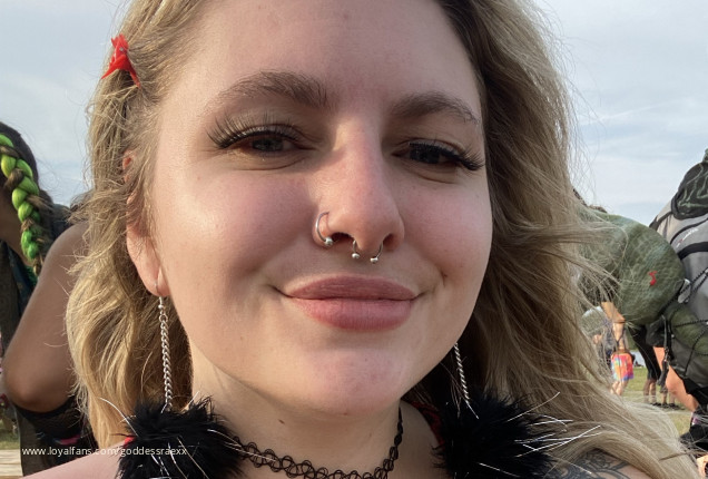 I was born a Goddess - Goddess Rae Official Photos | www.Loyalfans.com