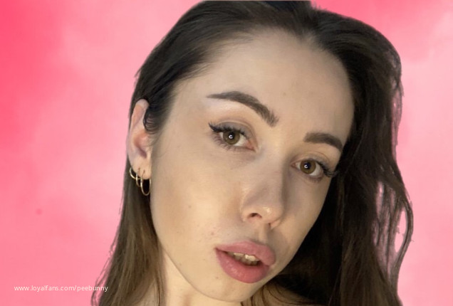 self peeing, walking peeing, wetting panties on the bed - Pee Player Ariel Official Profile ...