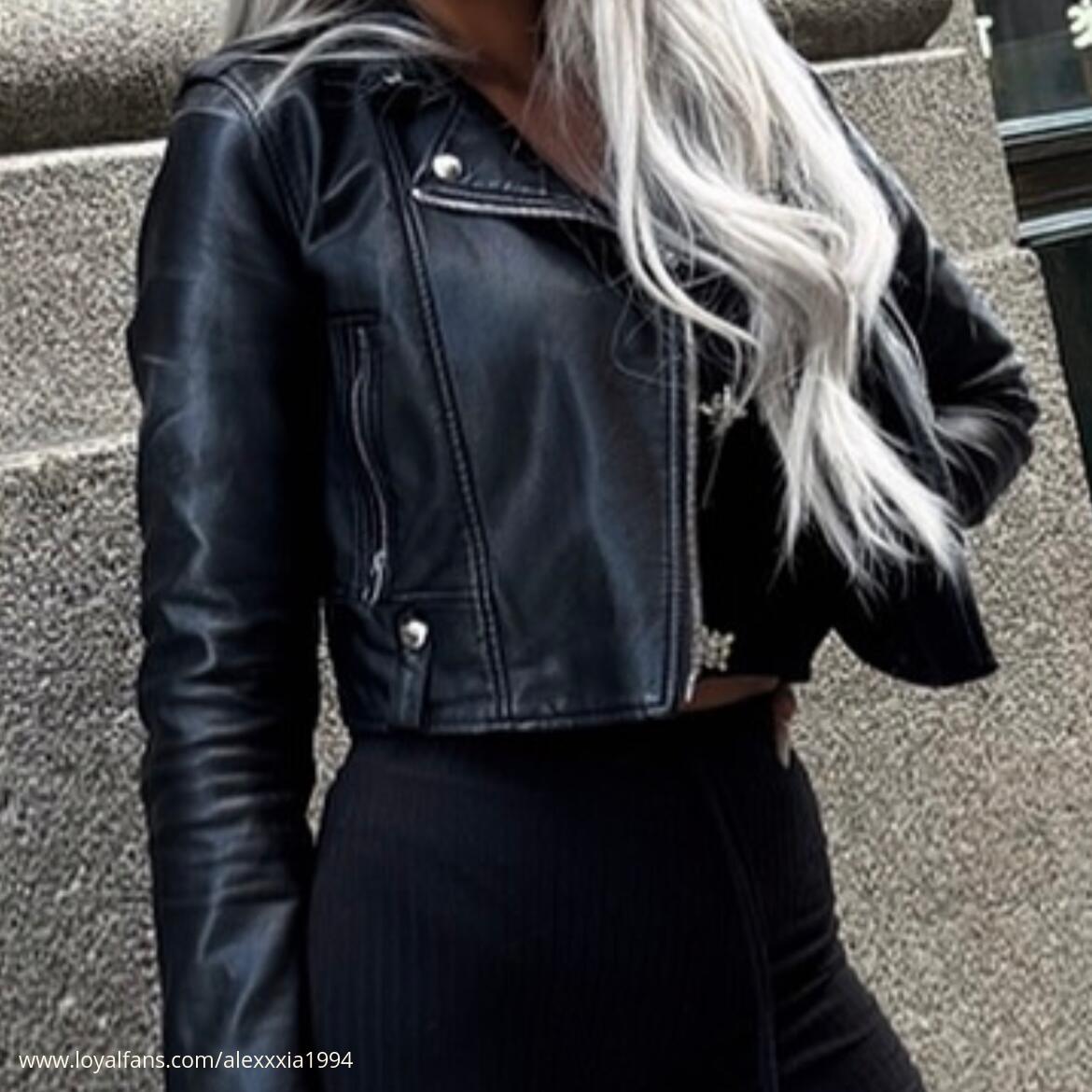 Miss Alexxia’s Official Social Fan Page | LoyalFans
