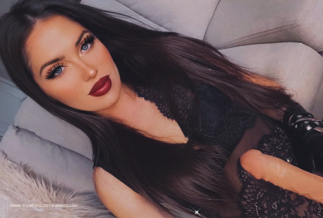 come sit on Daddy’s lap - Mistress Alessa DeRonde Official Photos | LoyalFans