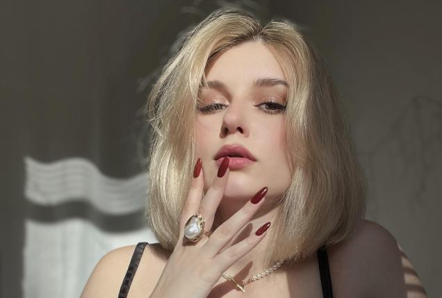 🌸Meet your Goddess🌸 - Goddess Freyaa Official Photos | LoyalFans