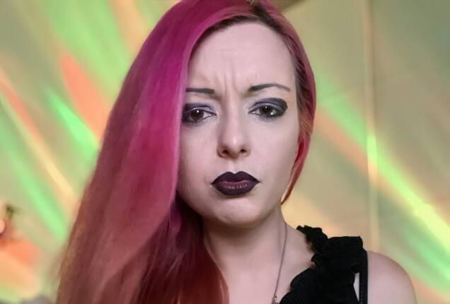 New morning routine: - Goddess Ruby Snowbunny SUCCUBUS Queen of Spades ...