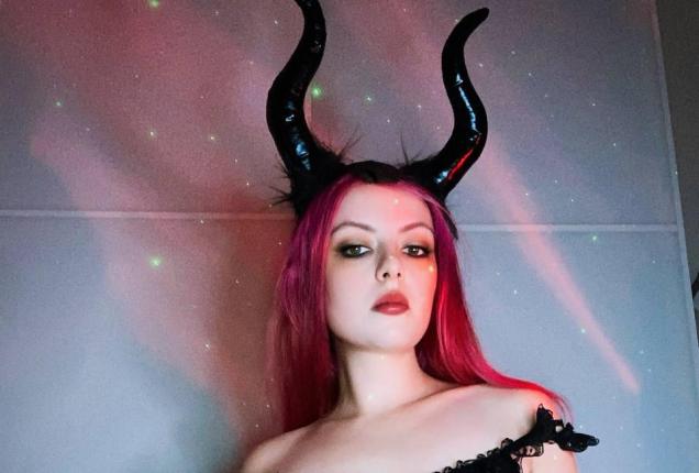 You try to be a "good" person but it's just not happening - Goddess Ruby Snowbunny SUCCUBUS ...