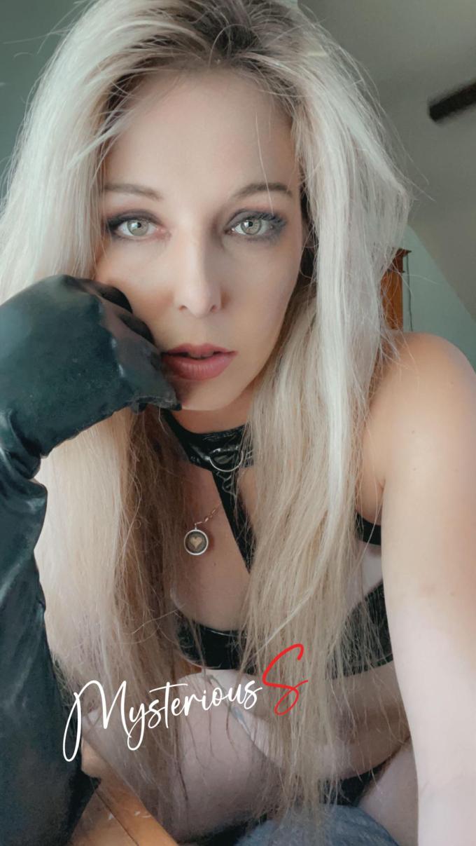 Mistress Sasha Owns You - MysteriousS Official Photos | LoyalFans