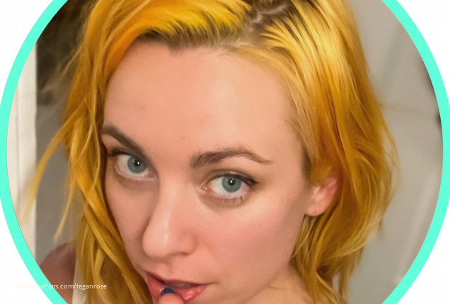 Happy Friday! - Tegan Rose Official Photos | www.Loyalfans.com