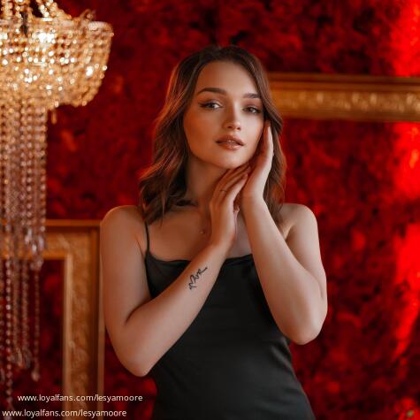 Goddess Lesya FeetQueen Official Profile | www.Loyalfans.com