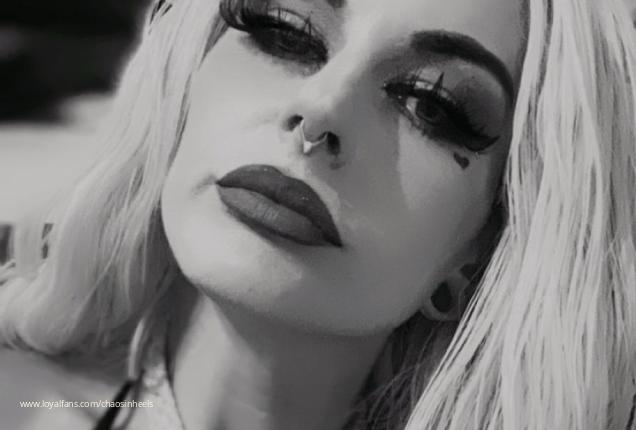 Roadhead On Country Roads Friskykitty Official Profile