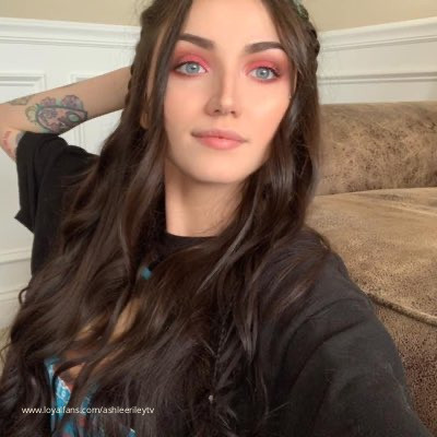 ashleerileytv’s Official Social Fan Page | LoyalFans