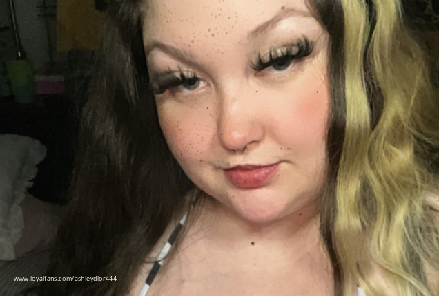 Did Your Gf Send You Titty Pics Or Do I Need To Ashleydior444