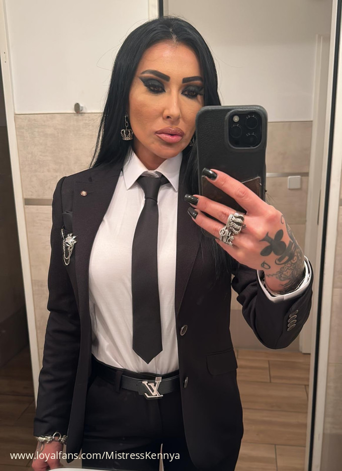 In Berlin - Mistress Kennya Official Photos | www.Loyalfans.com