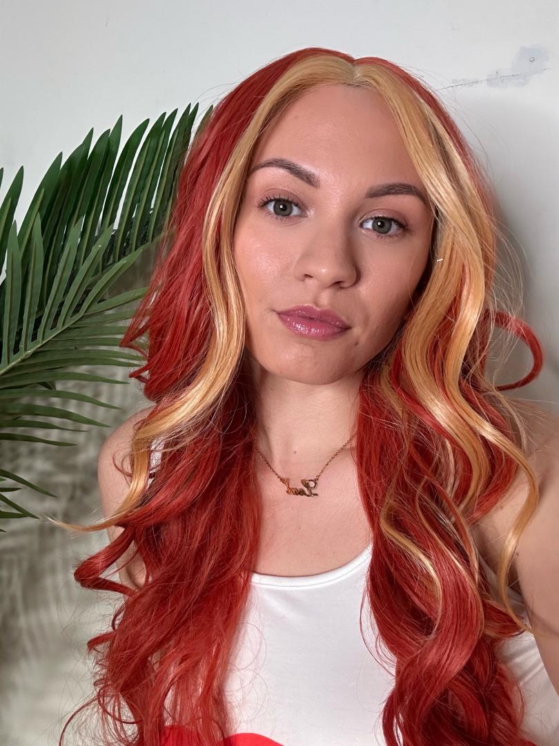 The_QueenLexi's videos and clips | Official account | LoyalFans