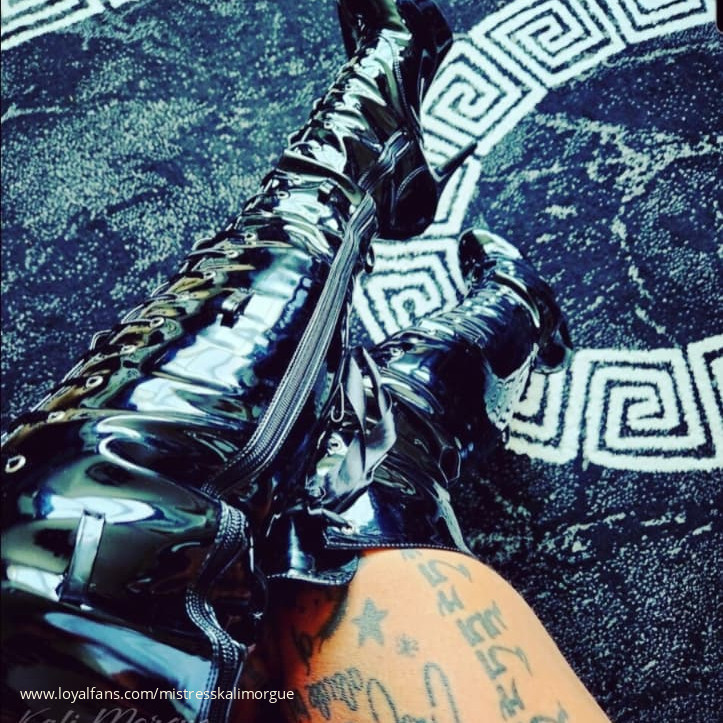 Kali Morgue’s Official Social Fan Page | LoyalFans