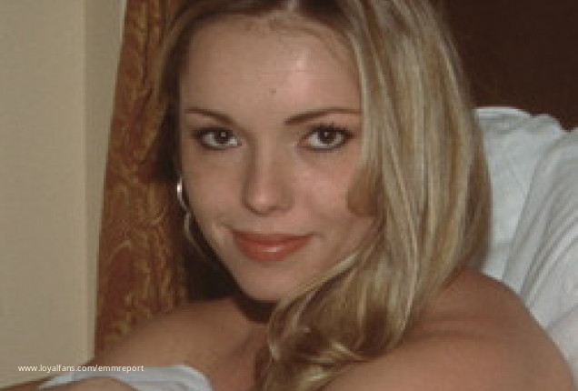 Lex Lore in bed - emmreport Official Profile | LoyalFans