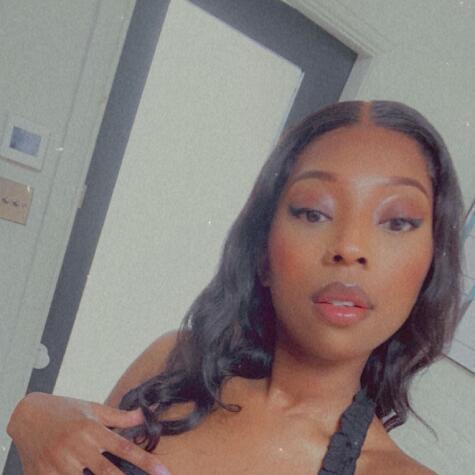 Princess Ellz x’s Official Social Fan Page | LoyalFans