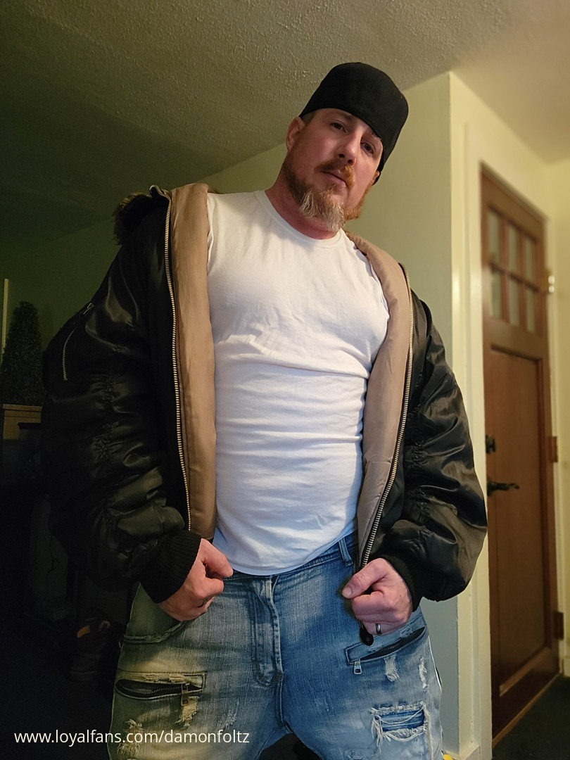 DamonFoltz’s Official Social Fan Page | LoyalFans