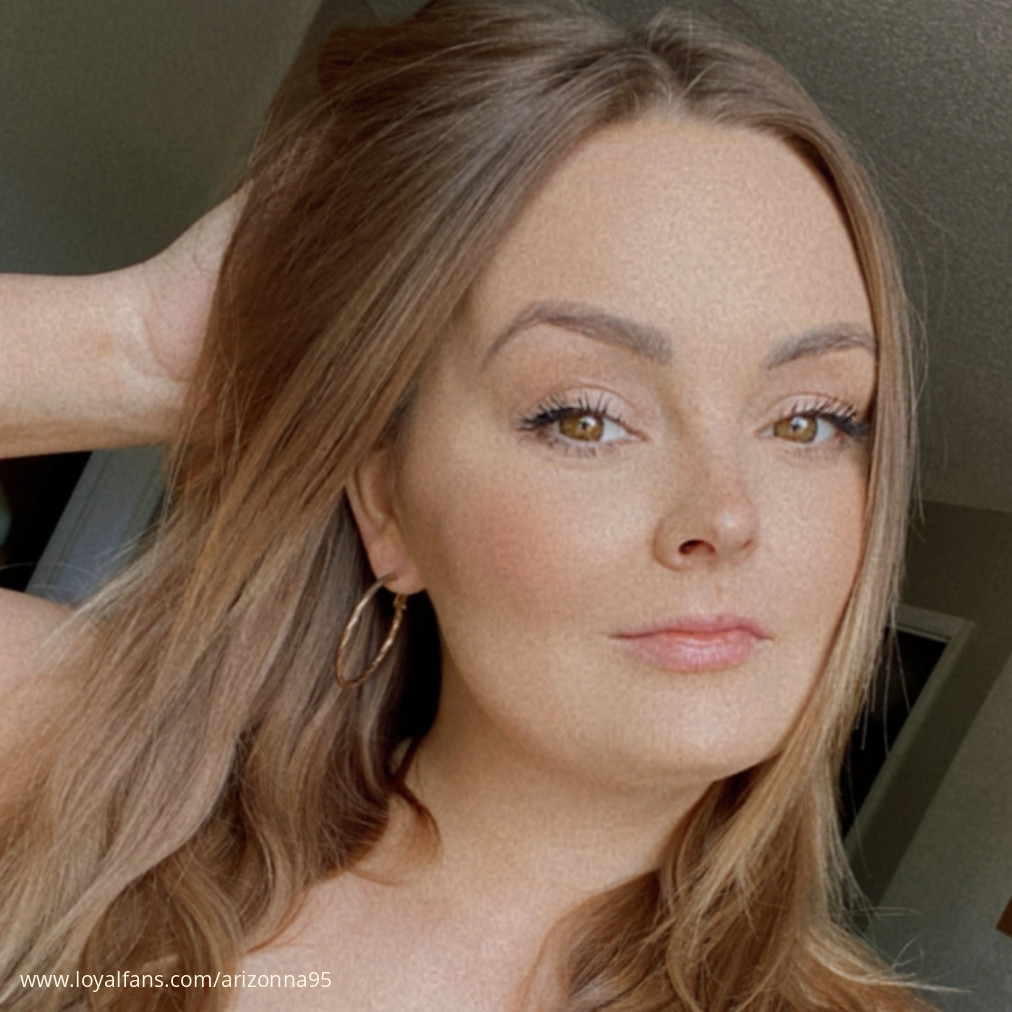 Arizona Grace’s Official Social Fan Page | LoyalFans