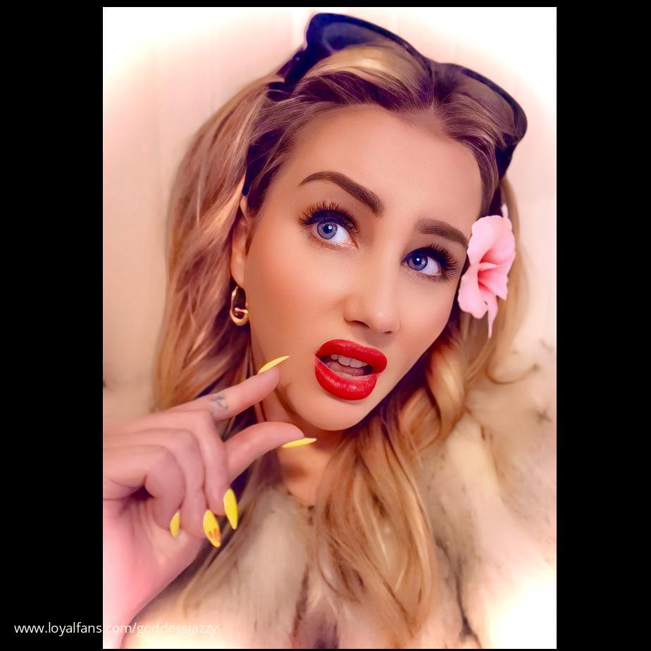 Goddess Jazzy’s Official Social Fan Page | LoyalFans