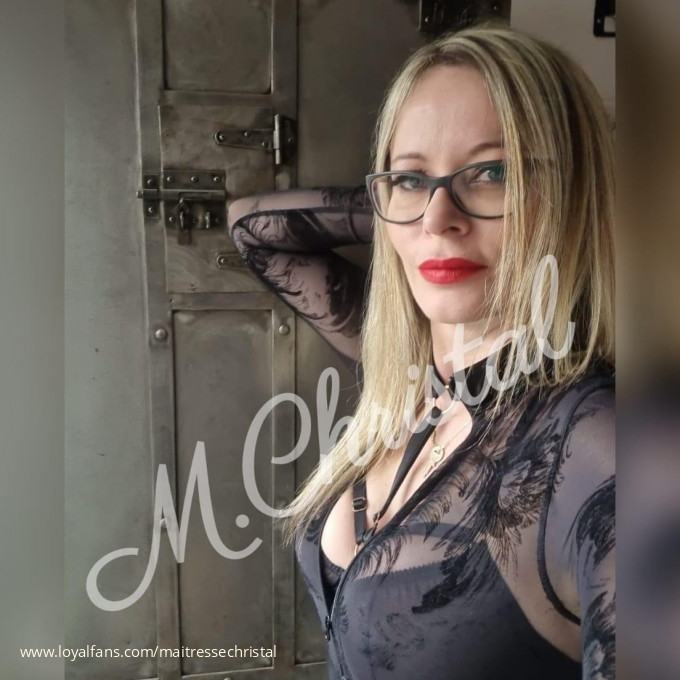 💋💋💋 - Maitresse Christal Official Photos | www.Loyalfans.com