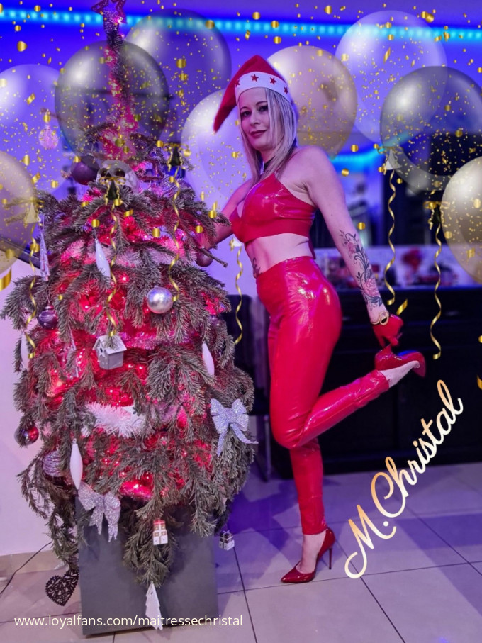 J-1 - Maitresse Christal Official Photos | LoyalFans