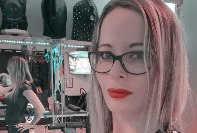 Have a nice day - Maitresse Christal Official Photos | LoyalFans