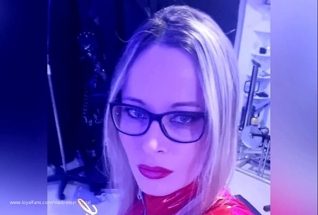 Have a nice week - Maitresse Christal Official Photos | www.Loyalfans.com