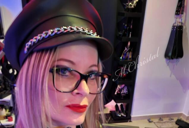 Have a nice week 💋💋💋 - Maitresse Christal Official Photos | www.Loyalfans.com