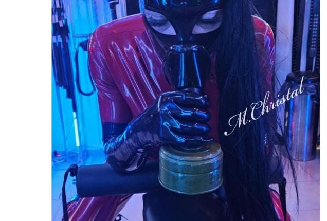My rubber doll …… I m proud of her 😈 - Maitresse Christal Official ...