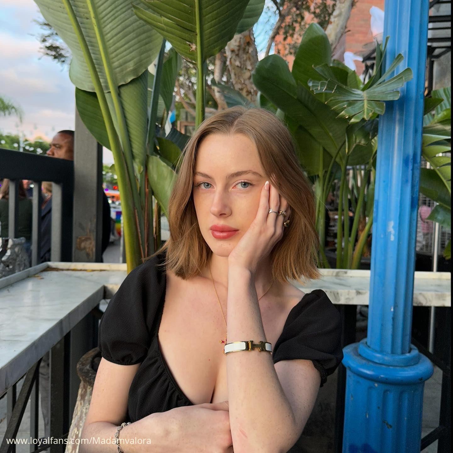 Valora's Official Social Fan Page | LoyalFans