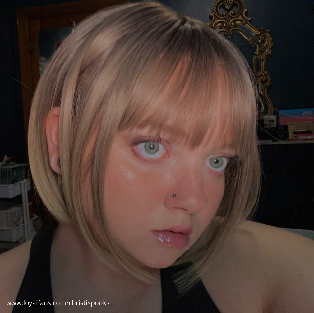 Christi Spooks's videos and clips | Official account | LoyalFans