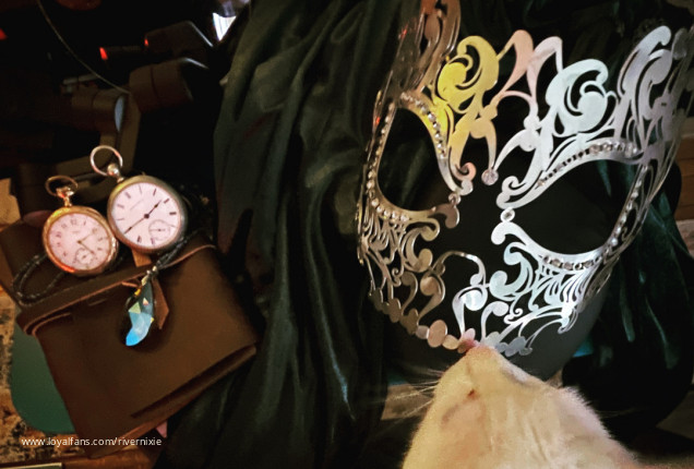 Nixie Mischief - River Nixie The Mesmerizing Femdom Goddess Official ...