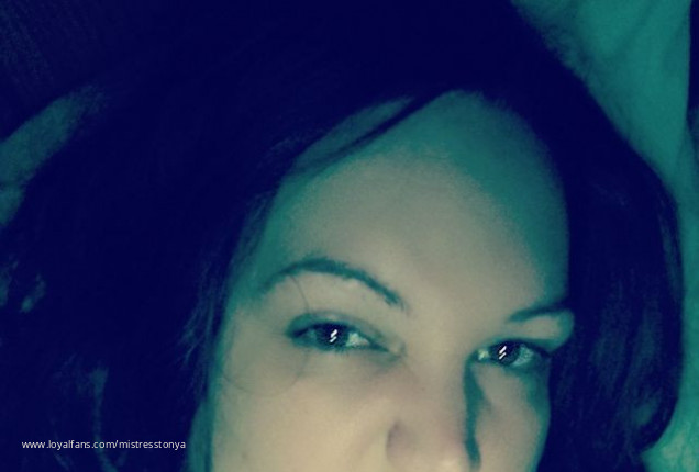 I know who I am. 😉 - Mistress Tonya Official Photos | www.Loyalfans.com