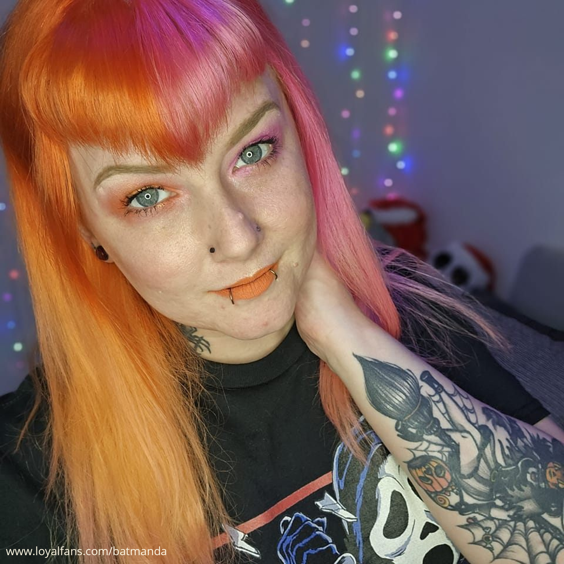 Batmanda’s Official Social Fan Page | LoyalFans