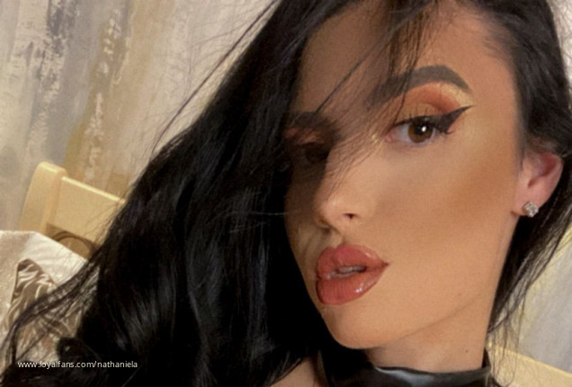 How is this making your lower back feel? - Nathaniela Official Photos | LoyalFans