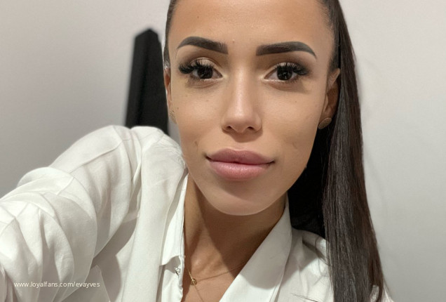 Sweet but deadly. - Queen Eva Yves Official Photos | LoyalFans