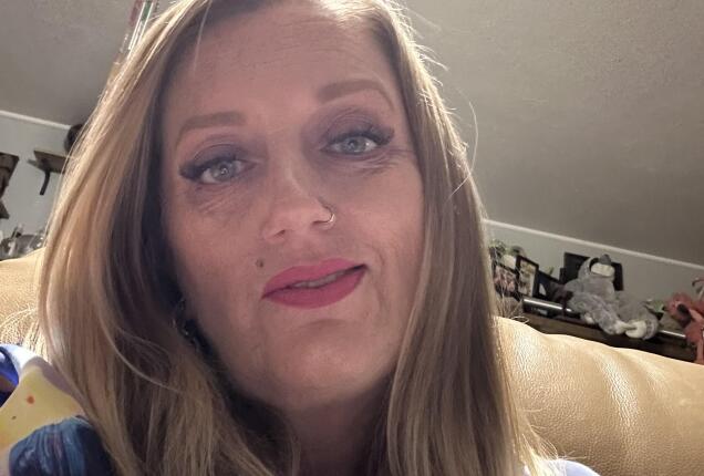 Goon whiteboi, goon. - QueenJenQoS Official Photos | LoyalFans