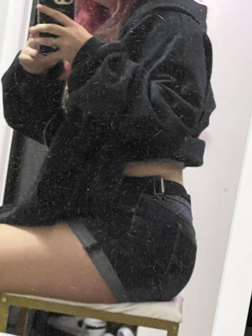 Pretty Goddess Lenora's videos and clips | Official account | LoyalFans