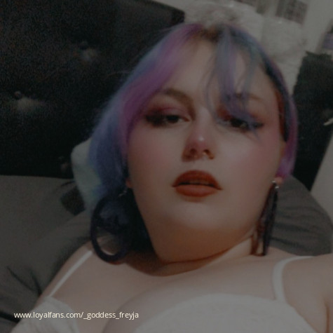 no bra - GoddessFreyja Official Photos | www.Loyalfans.com