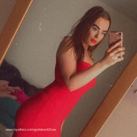 Goddess Findom Queen’s Official Social Fan Page | LoyalFans