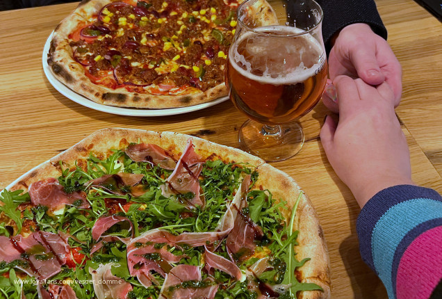 Unexpected Friday’s date night, who of you cucks wants to sponsors me ...