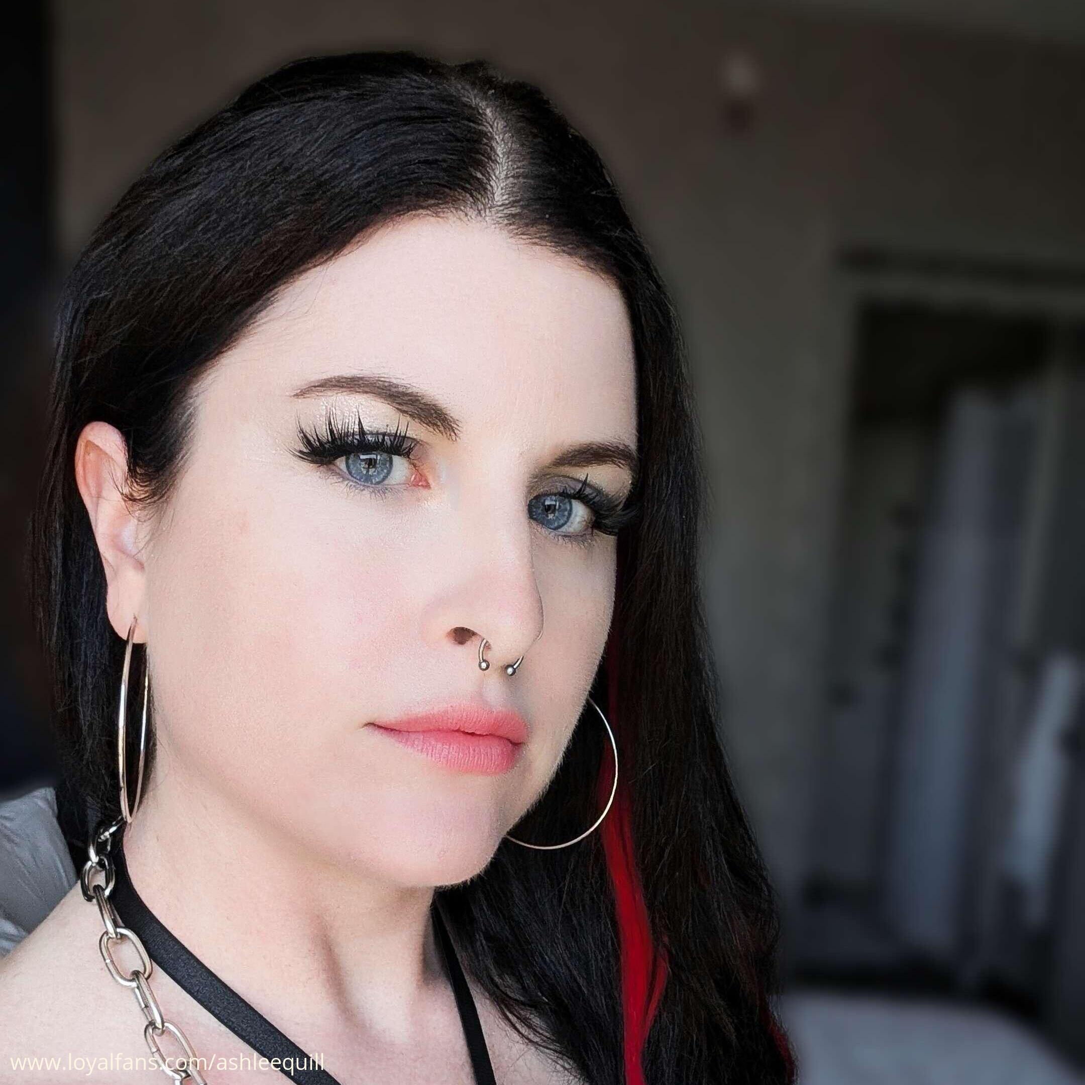 Ashlee Quill's Official Social Fan Page | LoyalFans