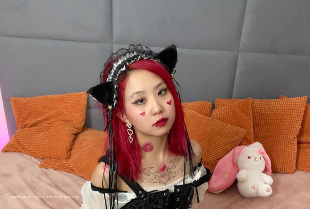 Truly the most beautiful cosplay cat - AshleyMeow Official Photos | www.Loyalfans.com