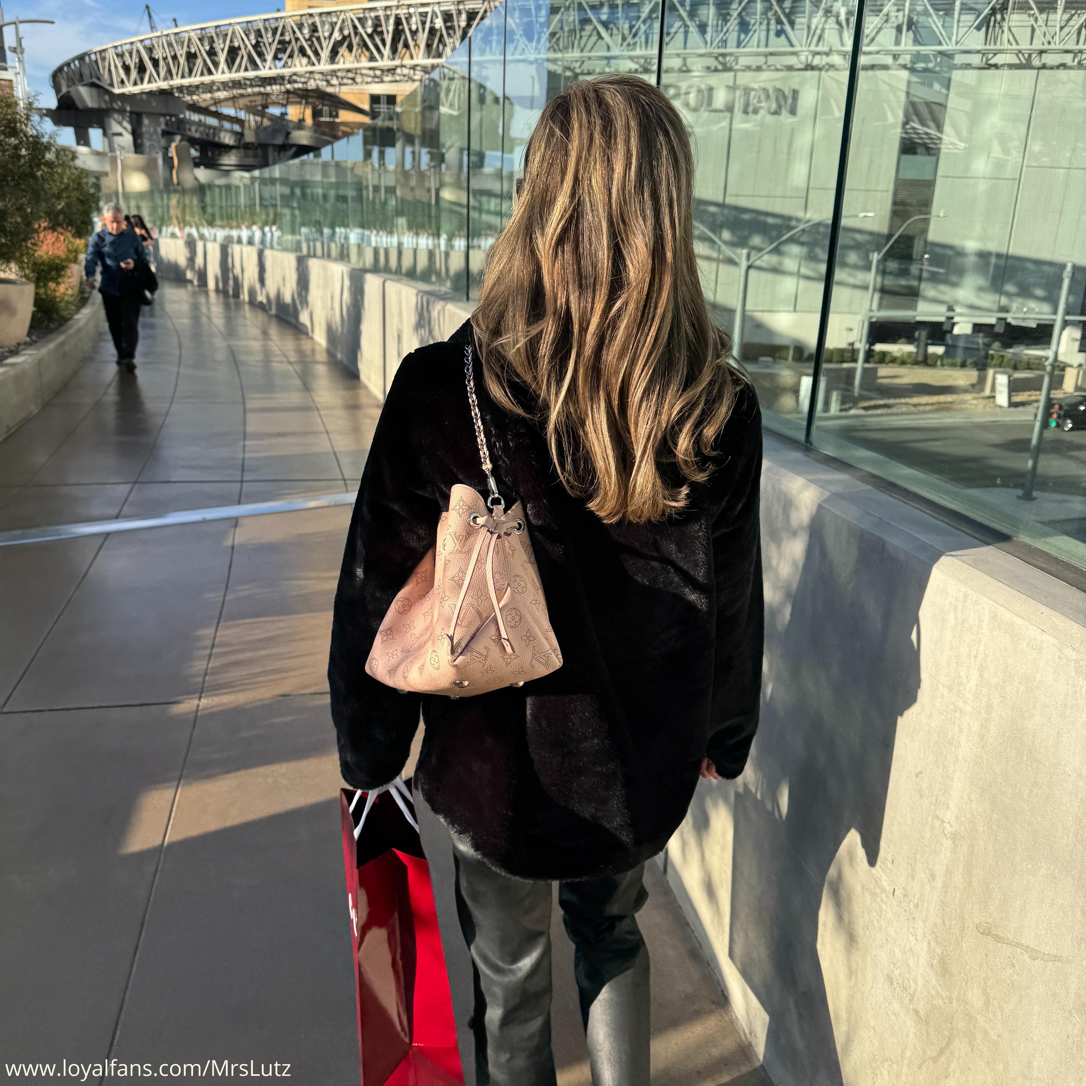 Mrs Lutz's videos and clips | Official account | LoyalFans