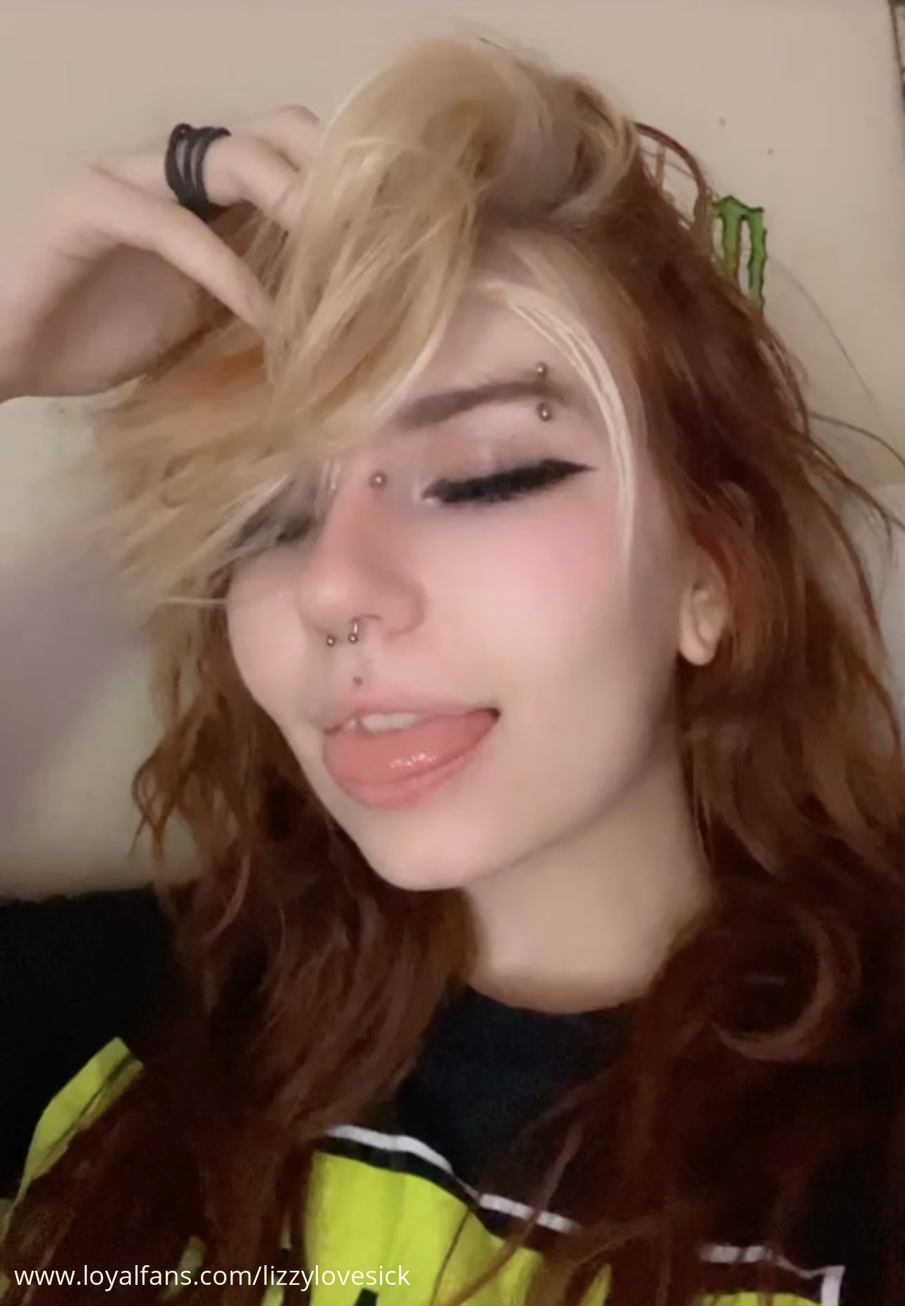 Lizzy Lovesick's videos and clips | Official account | LoyalFans