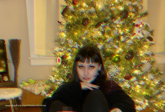 Pixel pumpers 🤝 foot freaks - shedevildomme Official Photos | www ...